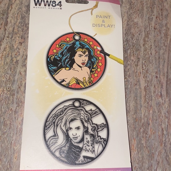 Office | New Wonder Woman Sun Catcher Craft Set | Poshmark